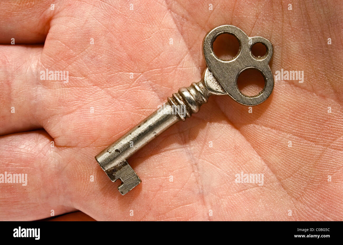 Metal key ancient object hi-res stock photography and images - Alamy