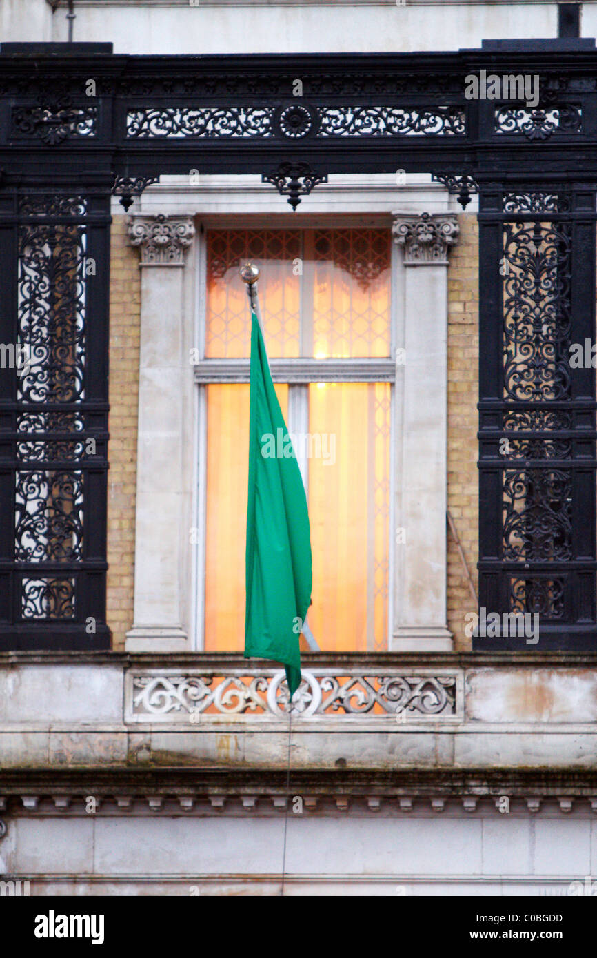 LONDON, UK. Libyan embassy continues to fly the solid green flag ...