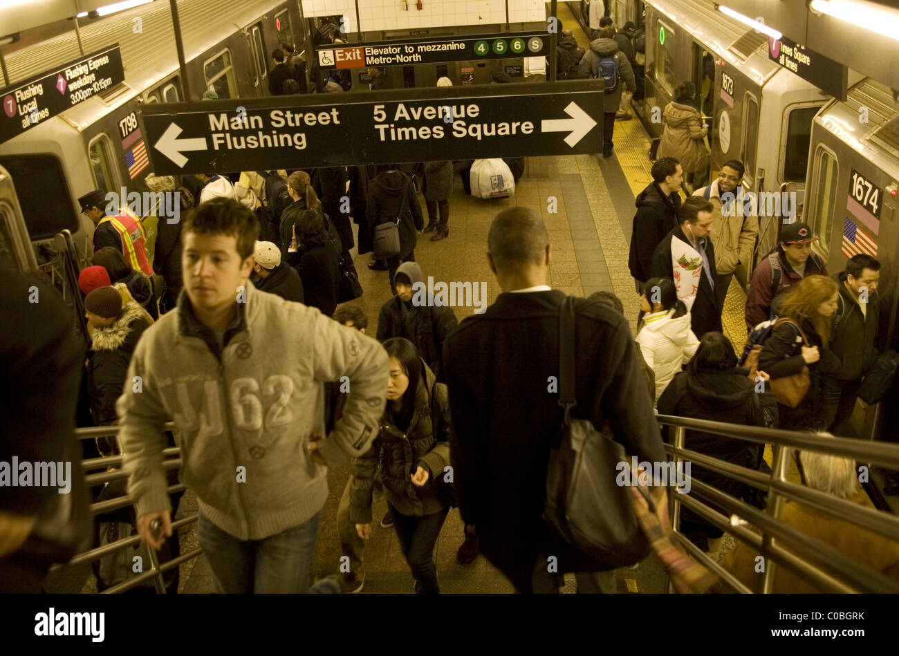 NYC subway system is jammed during the evening rush hour. Grand Central ...