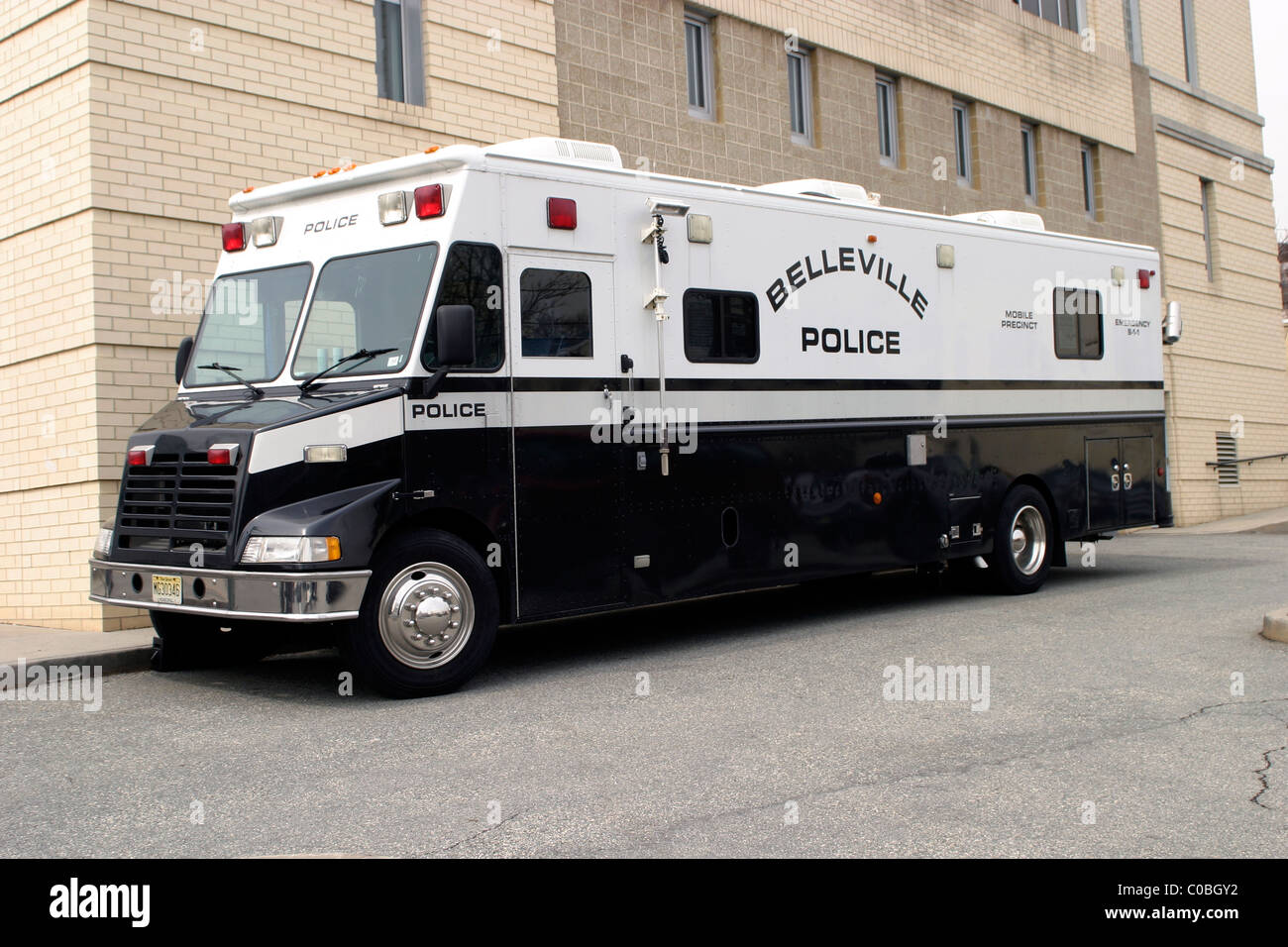 Mobile police precinct hi-res stock photography and images - Alamy