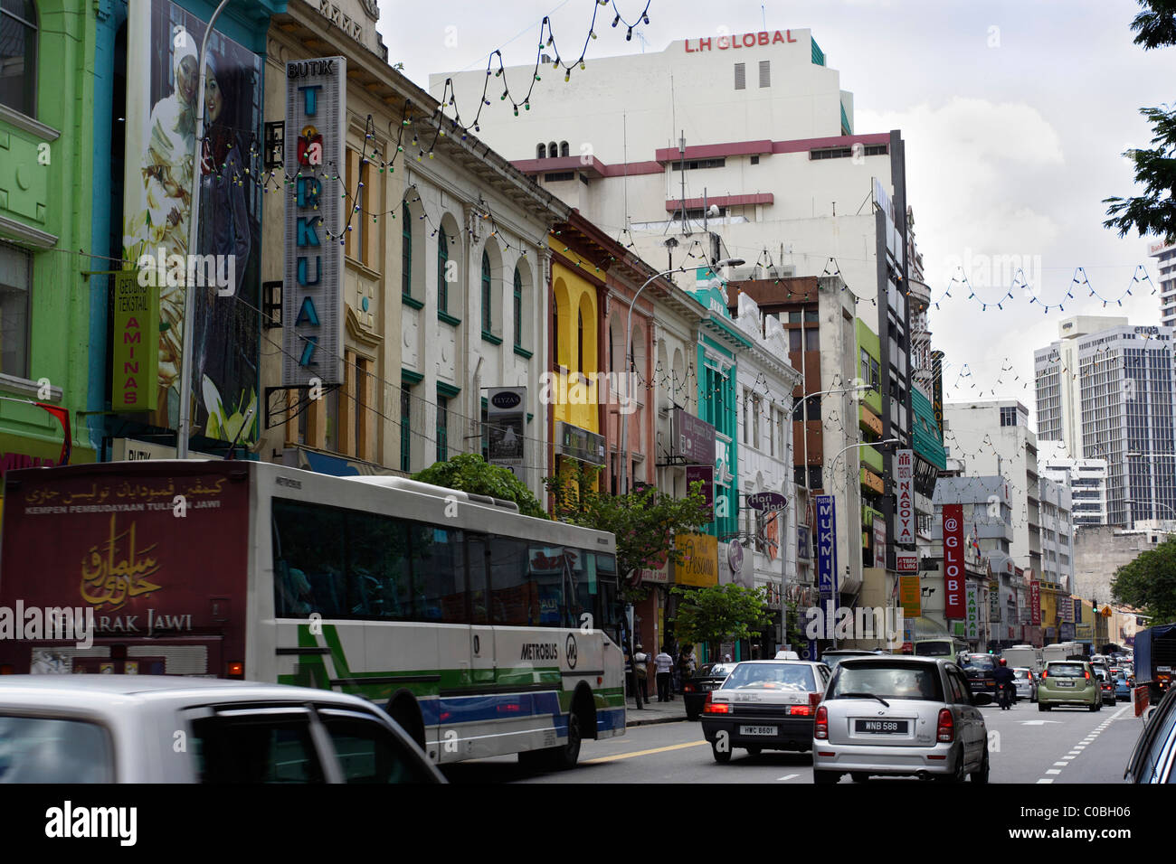 Tunku Abdul Rahman Street in Kuala Lumpur, Malaysia Stock Photo - Alamy