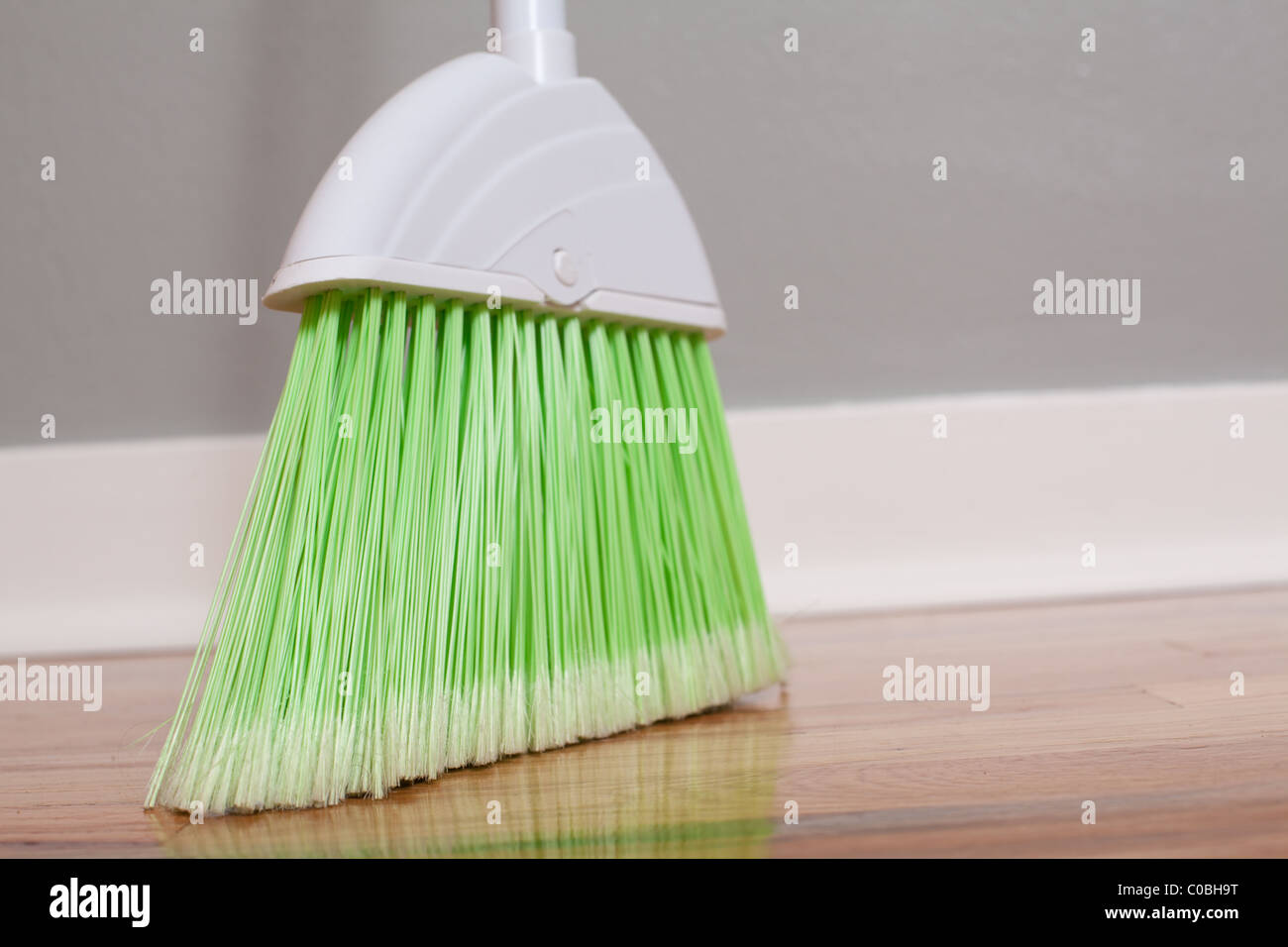 Trash broom hi-res stock photography and images - Alamy