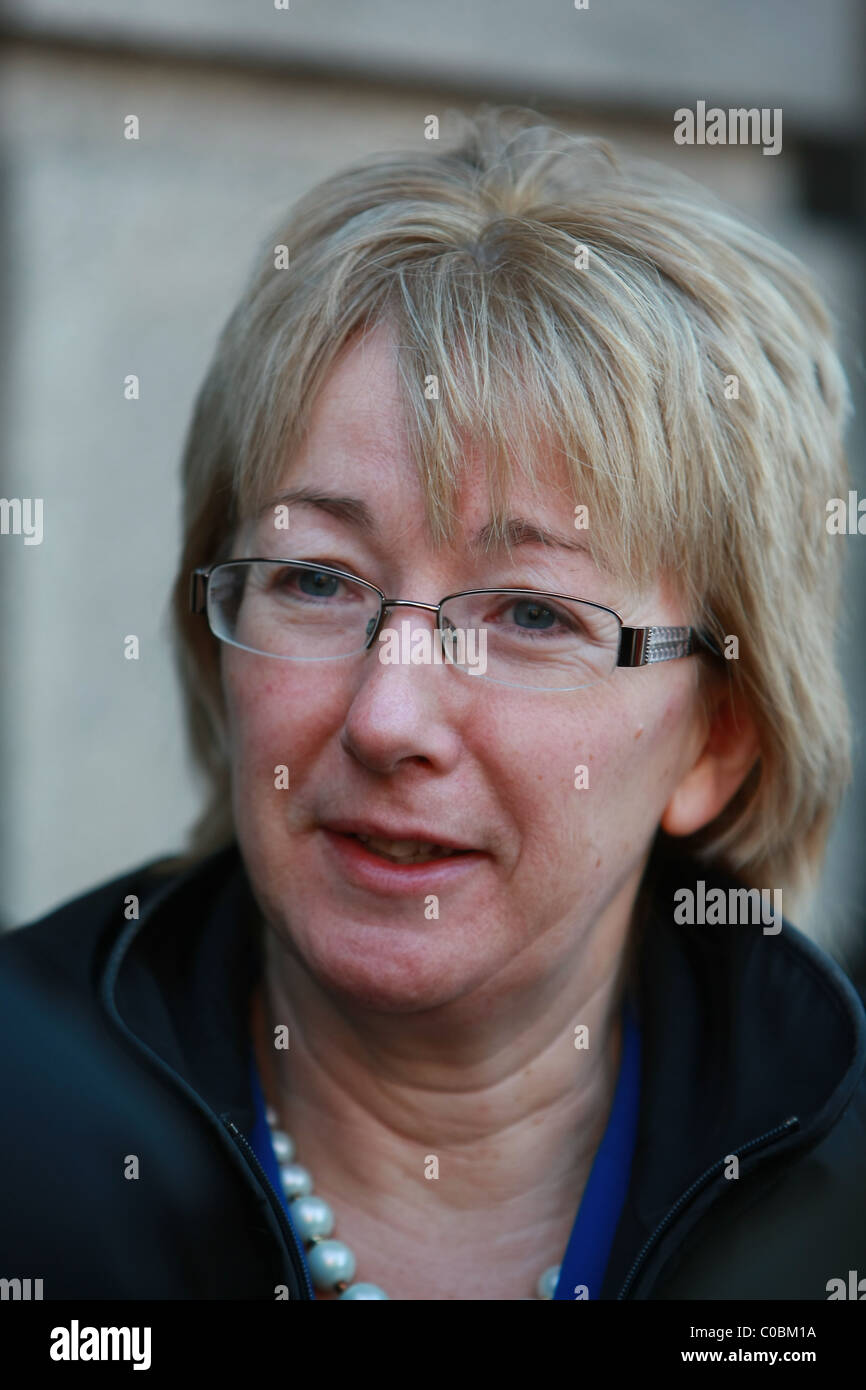 Dail eireann hi-res stock photography and images - Alamy