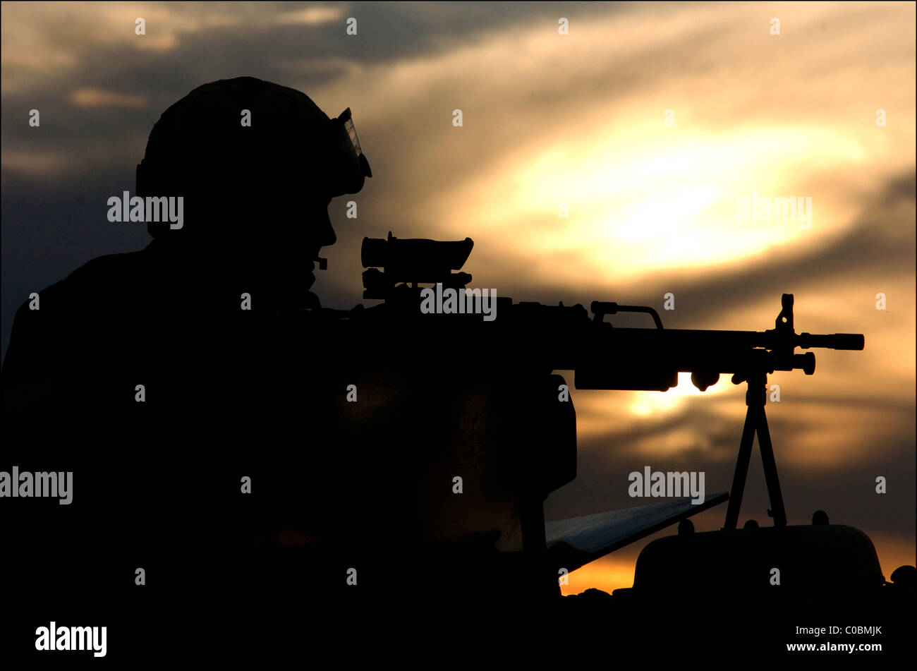 a solder from the welsh guards during his tour in Iraq Stock Photo - Alamy