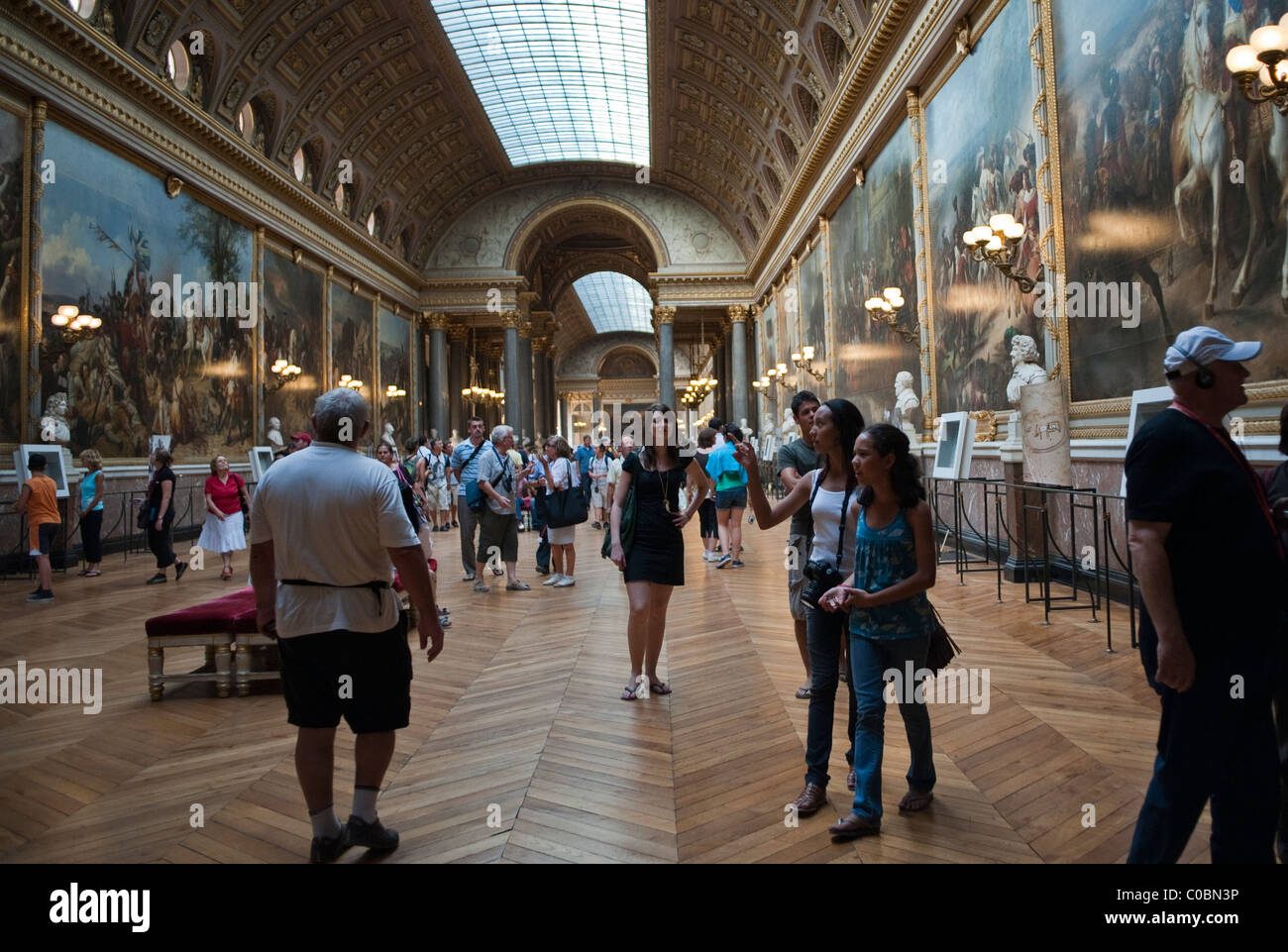 Versailles, France, Gneral View, Large Crowd People, Tourists Visiting ...