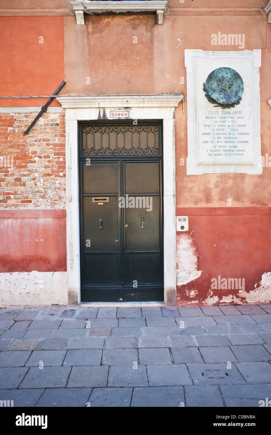 Venice door hi-res stock photography and images - Alamy