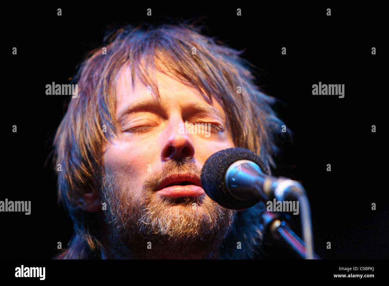 THOM YORKE OF RADIOHEAD PLAYING LIVE Stock Photo - Alamy