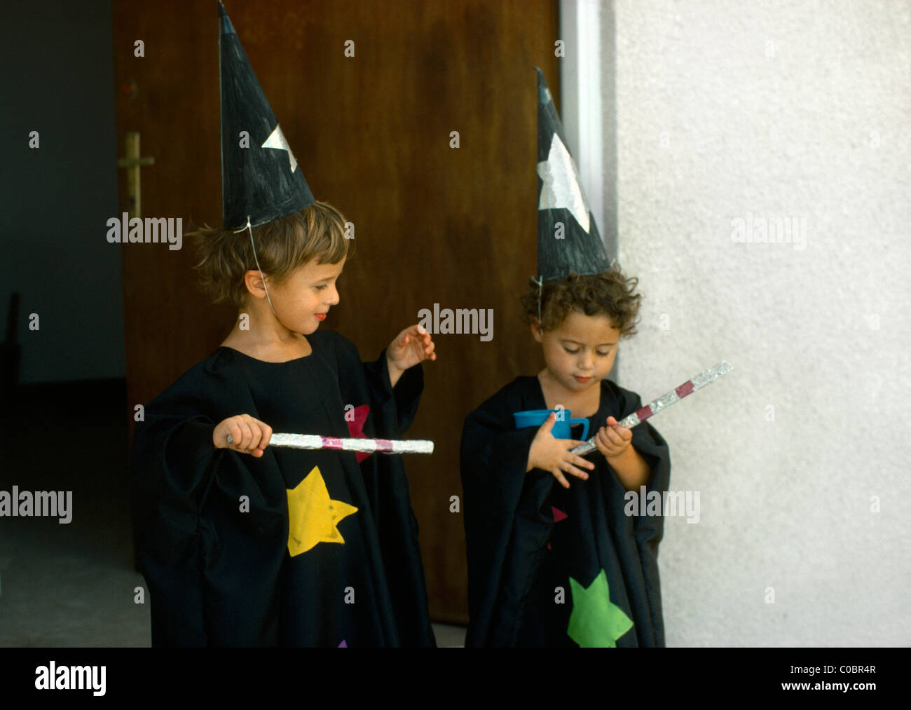 Wizards hi-res stock photography and images - Alamy