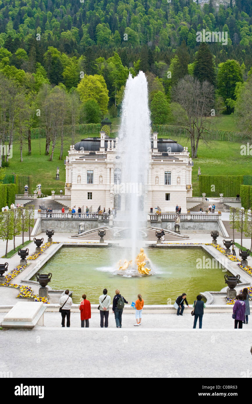 Water fountain in the park of Castle Linderhof, Bavaria, Germany Stock ...