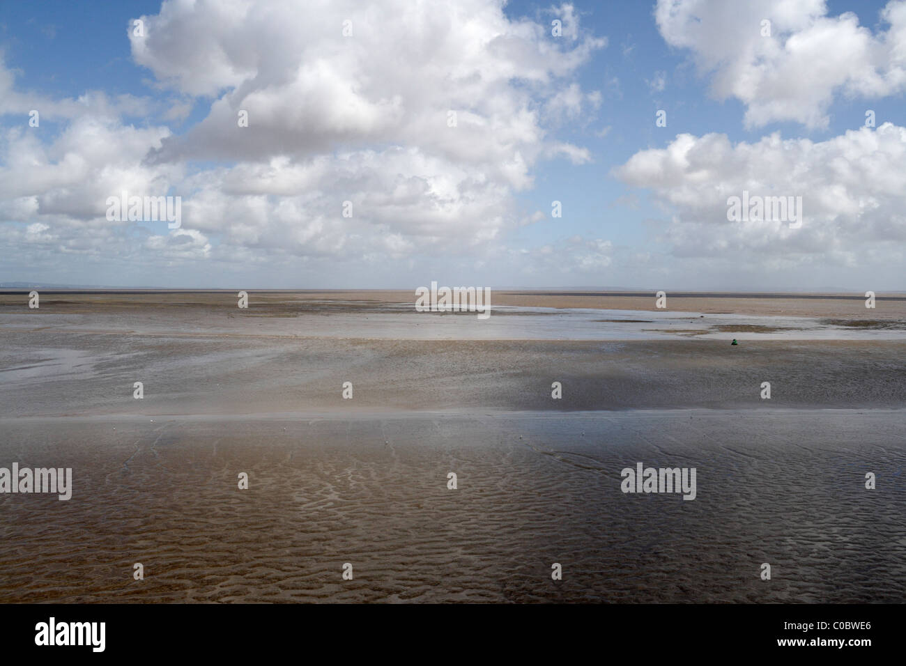 Cardiff tidal hi-res stock photography and images - Alamy