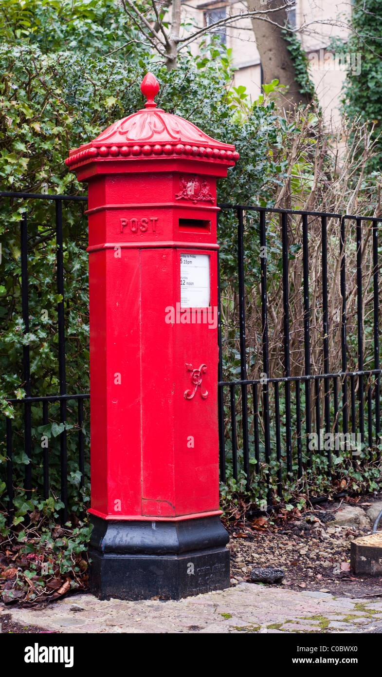 Old red letter box Stock Photo - Alamy