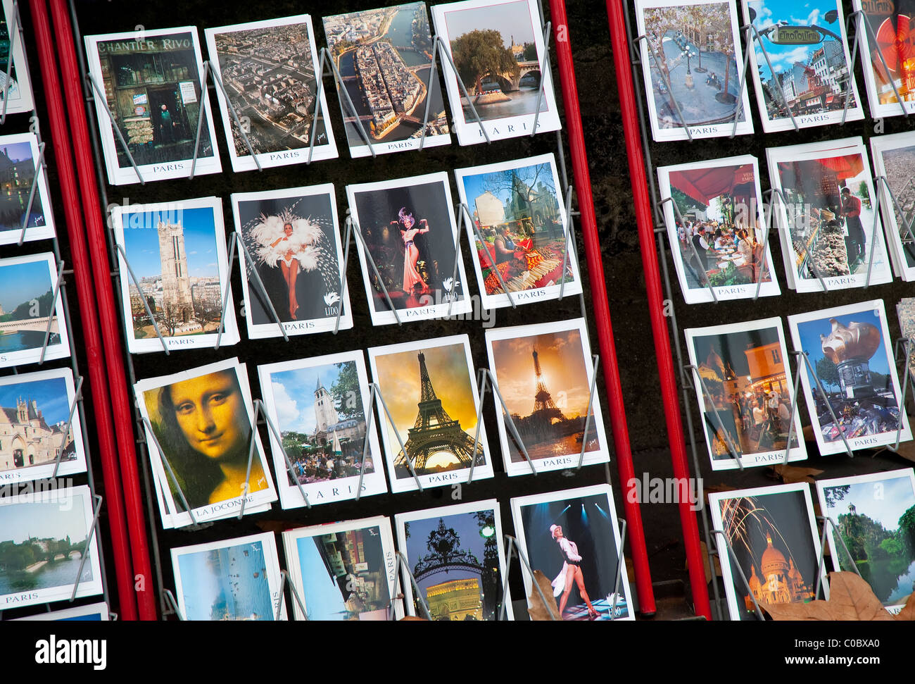 Postcards of paris hi-res stock photography and images - Alamy