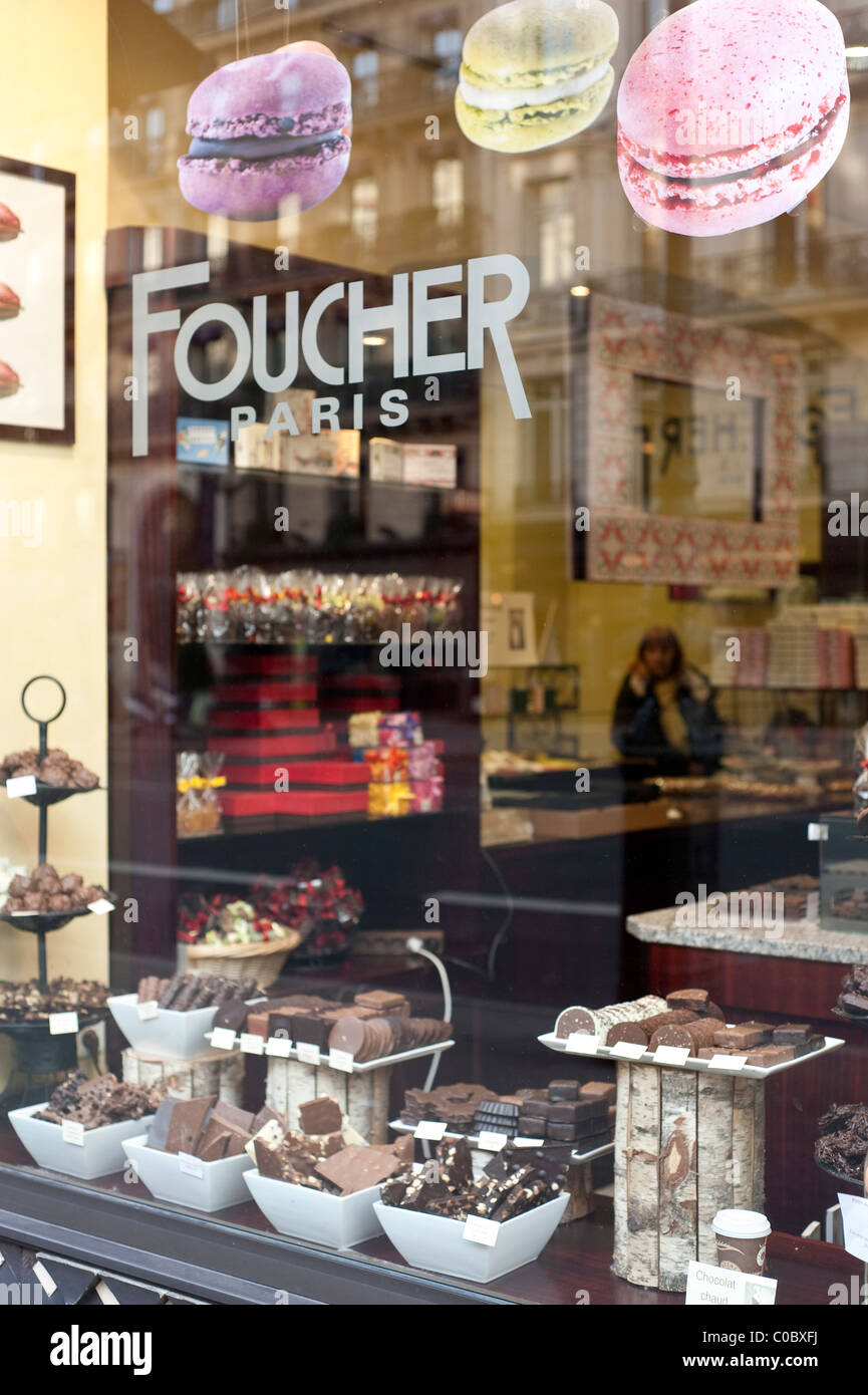 French chocolate store hi-res stock photography and images - Alamy