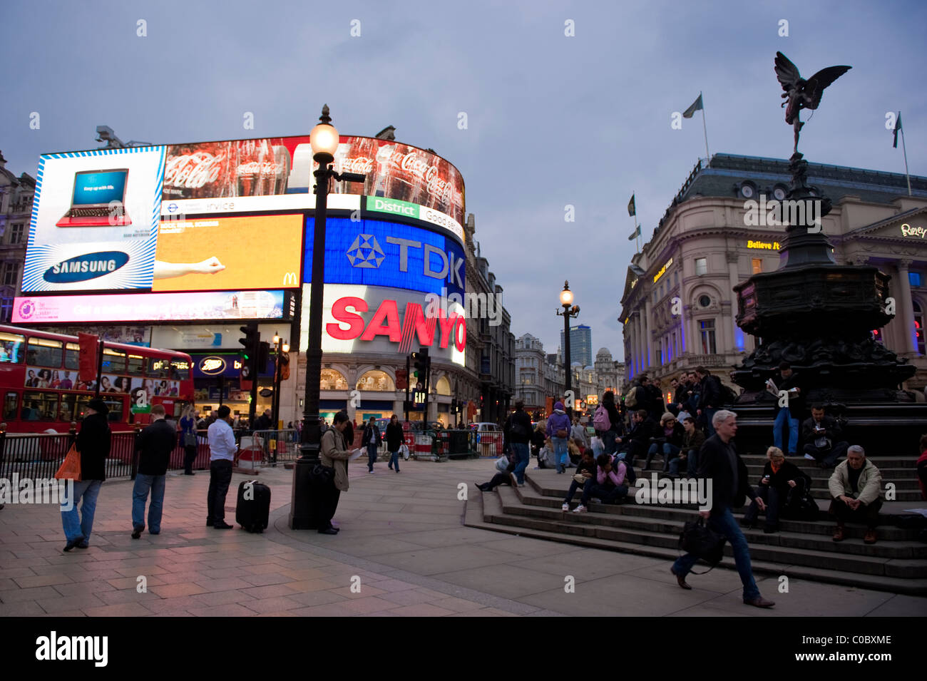 Visit piccadilly circus hi-res stock photography and images - Alamy