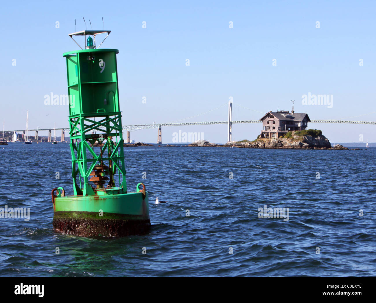 Clingstone hi-res stock photography and images - Alamy