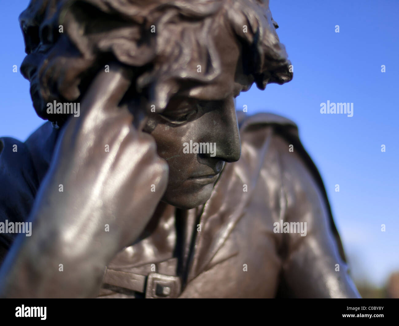 Statue hamlet stratford upon avon hi-res stock photography and images ...