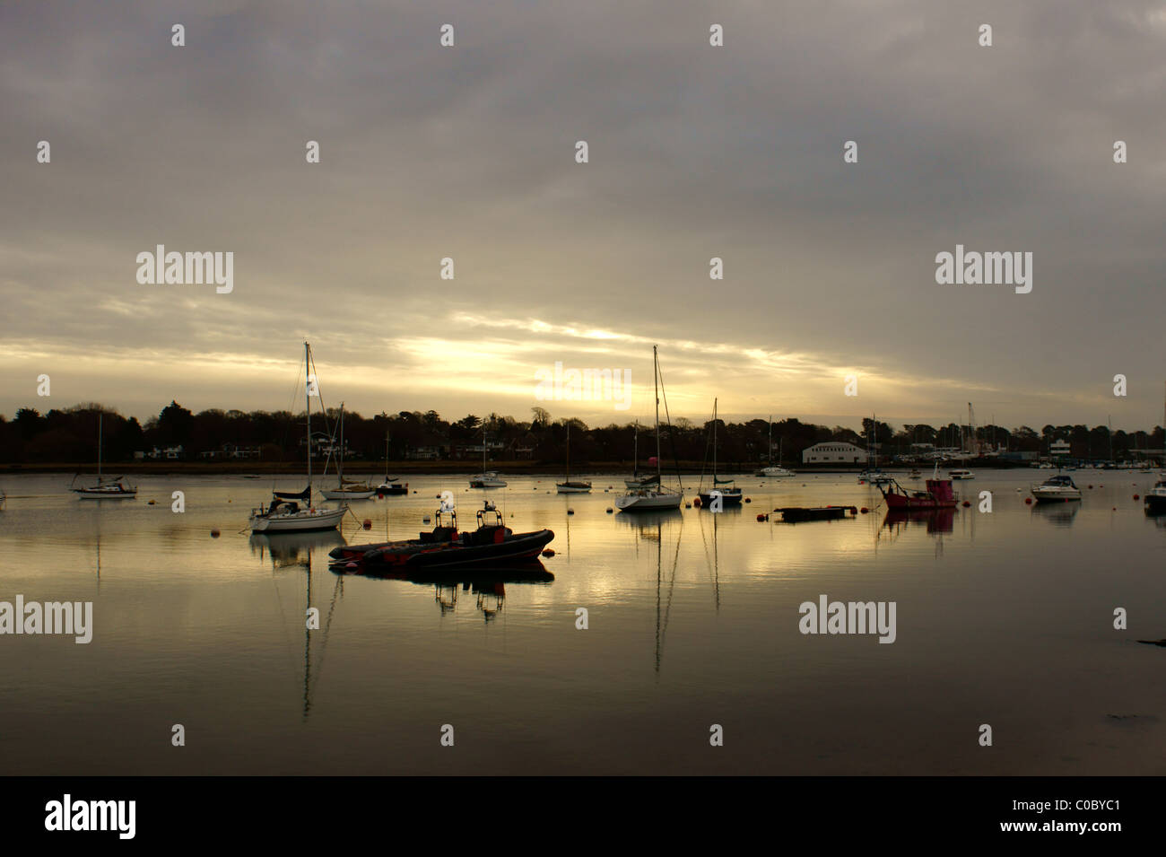 Hamble warsash ferry hi-res stock photography and images - Alamy