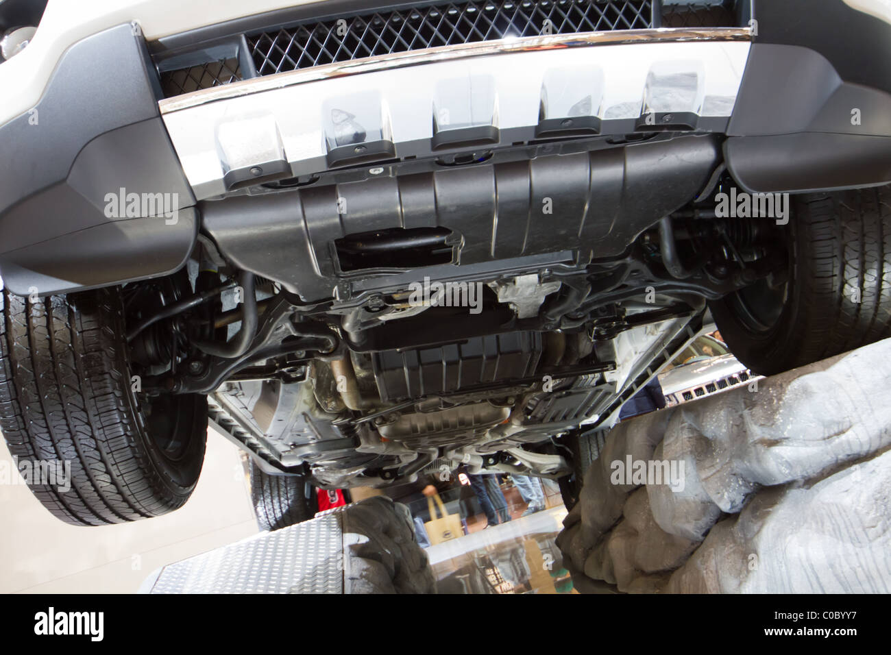 Jeep SUV bottom tire Stock Photo - Alamy