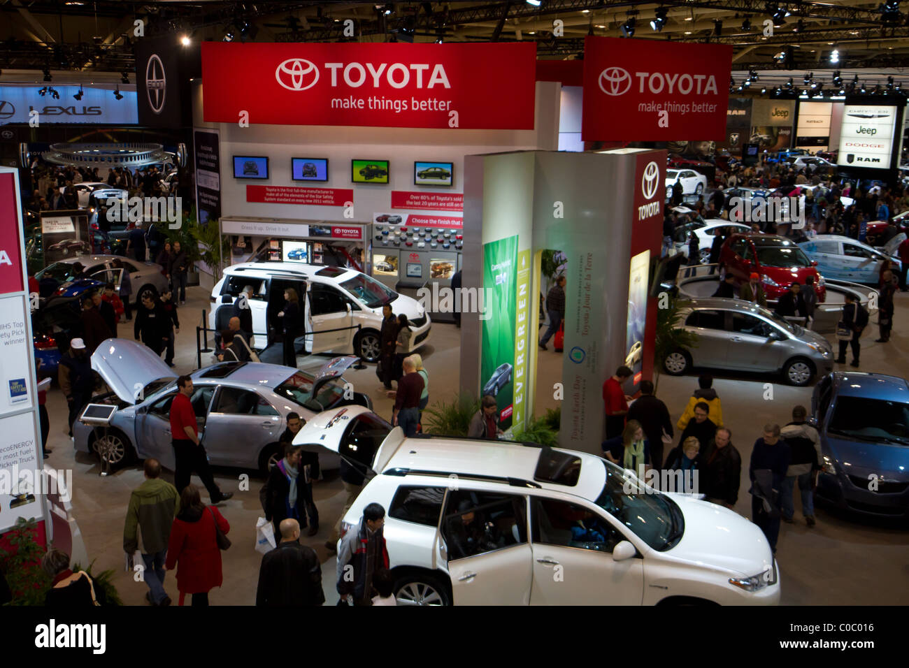 Carshow autoshow booth hi-res stock photography and images - Alamy