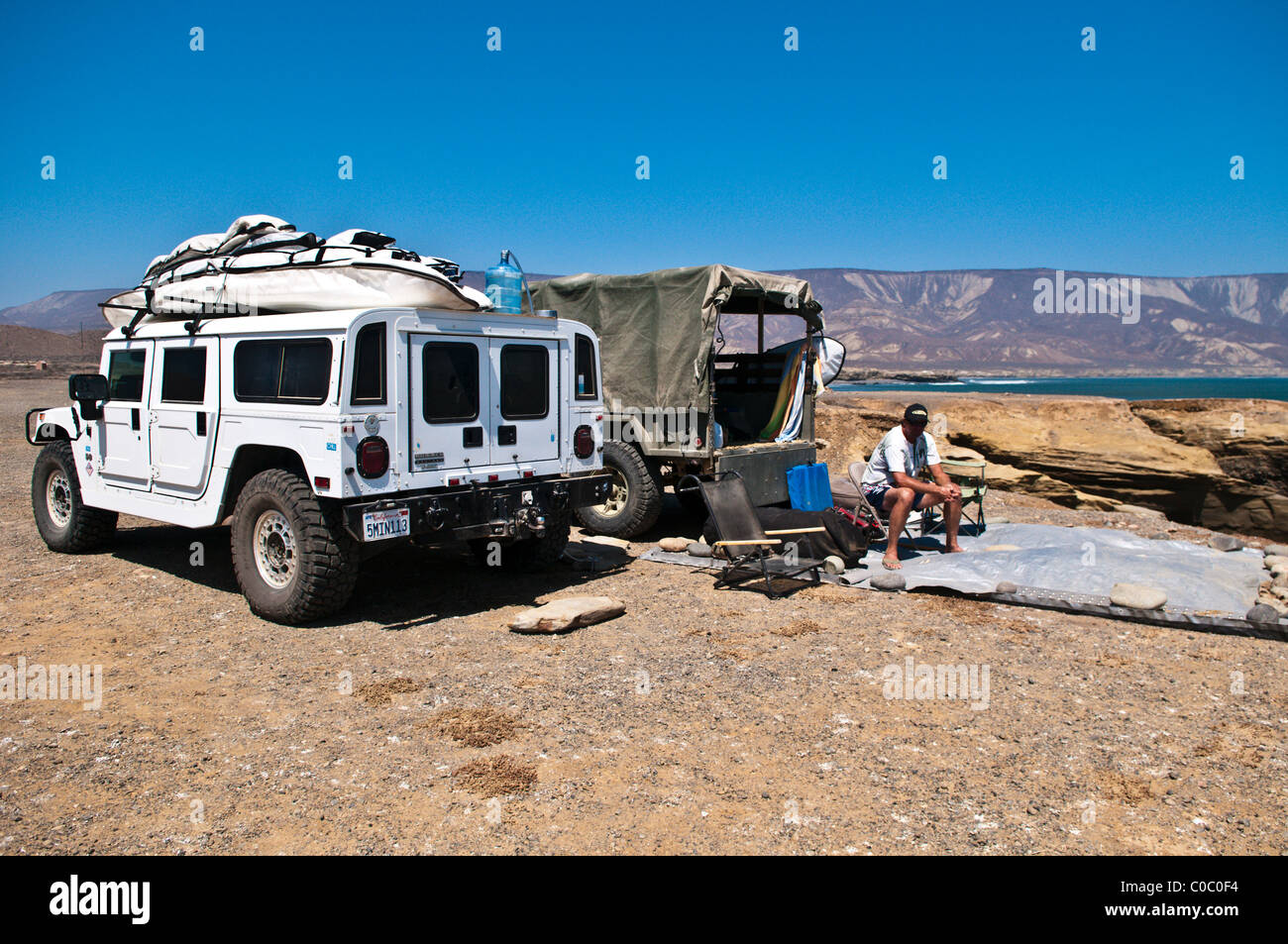 Hummer h1 hi-res stock photography and images - Alamy