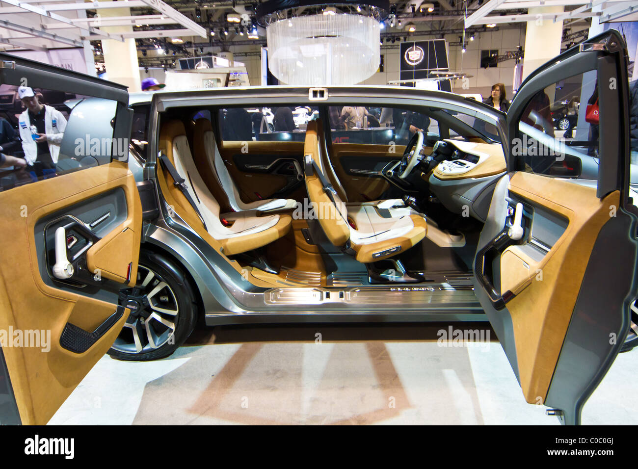 open door concept car Stock Photo - Alamy