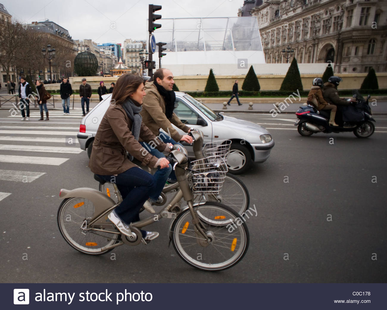 Womens Bicycles High Resolution Stock Photography and Images - Alamy
