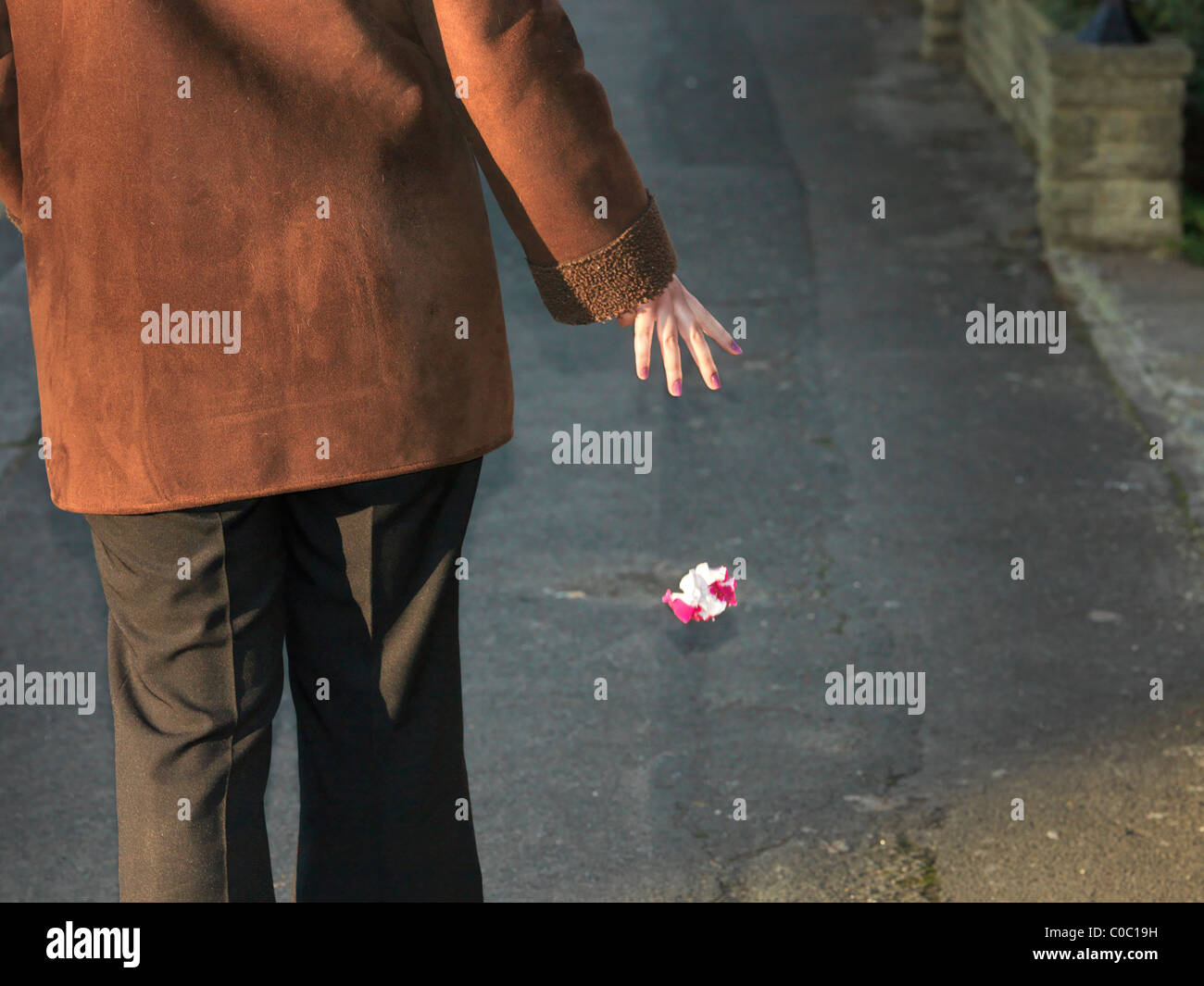 Dropping Litter Stock Photos & Dropping Litter Stock Images - Alamy
