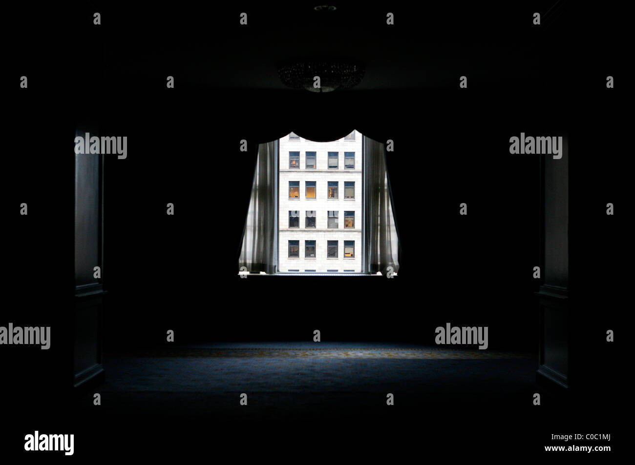 Looking inside window from outside hi-res stock photography and images ...