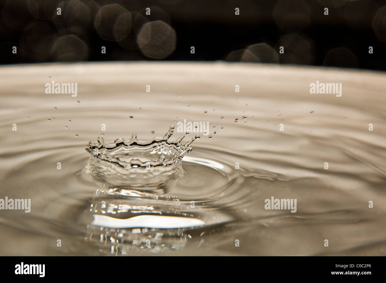 Water surface falling drops hi-res stock photography and images - Alamy