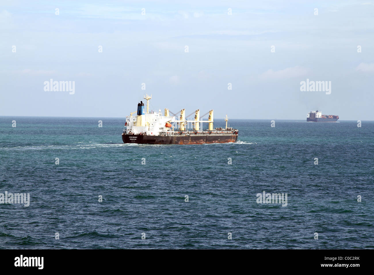 Container ship channel france hi-res stock photography and images - Alamy