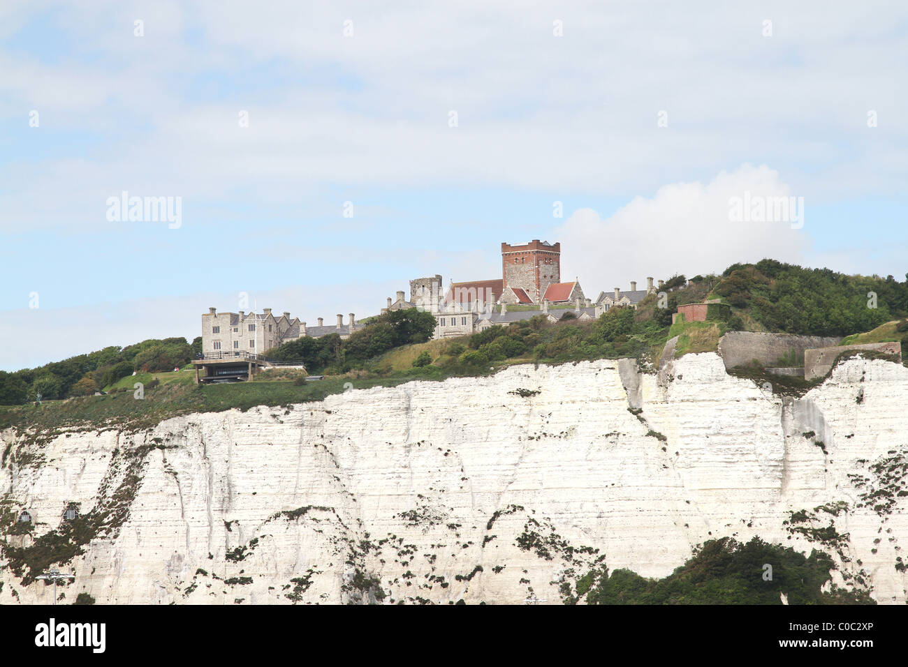 Chalk cliff kent hi-res stock photography and images - Alamy