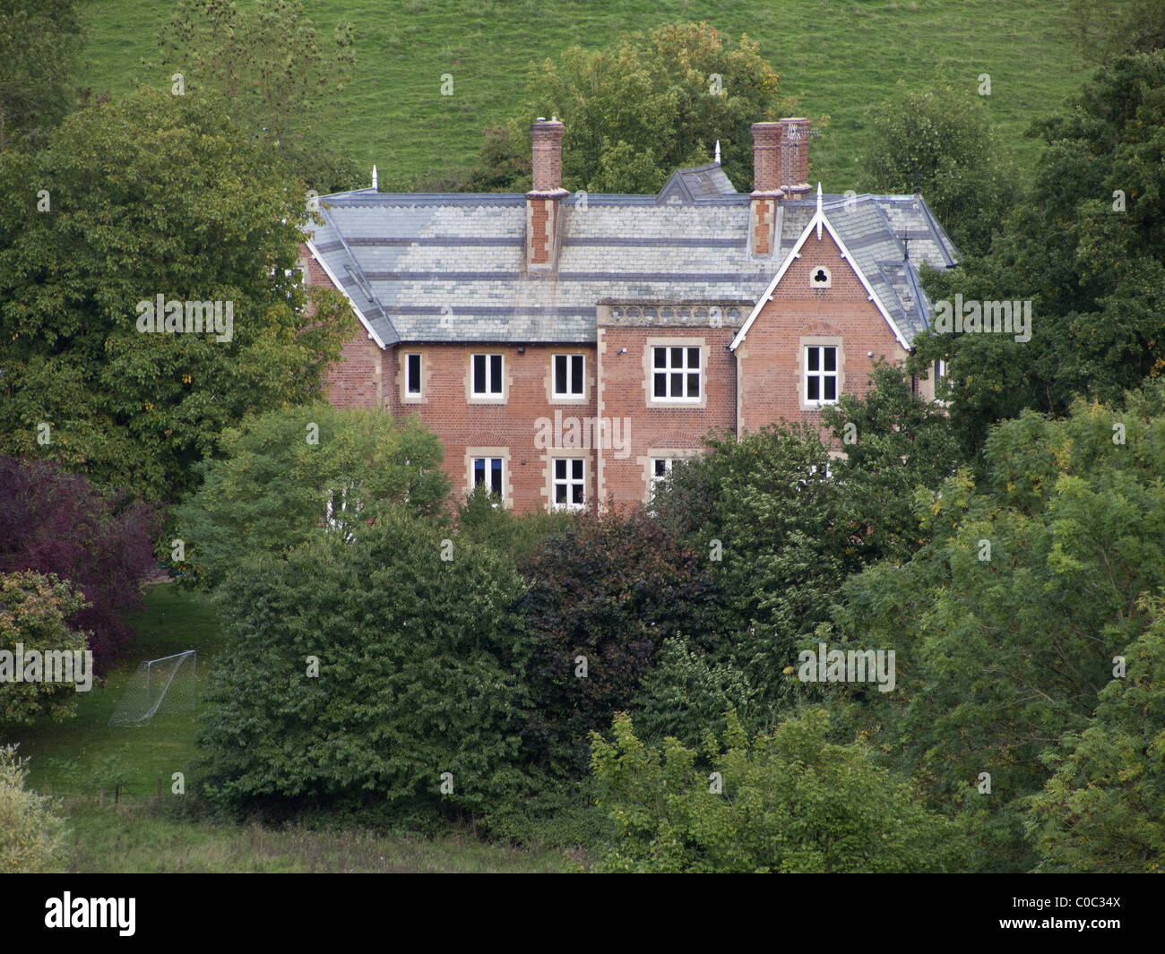 Rural housing hi-res stock photography and images - Alamy
