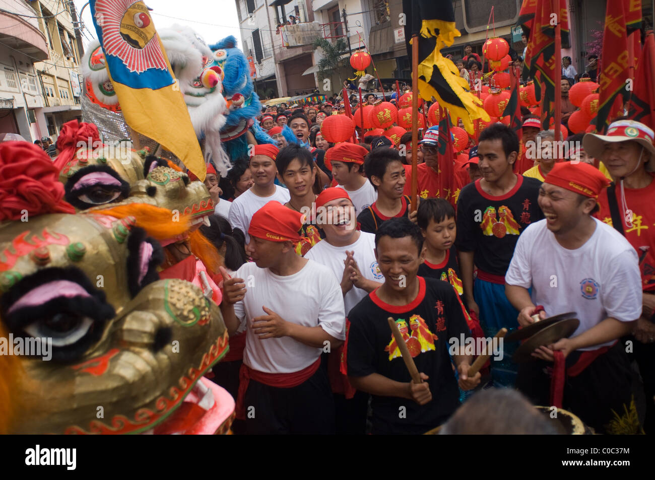 Bandung traditional hi-res stock photography and images - Alamy