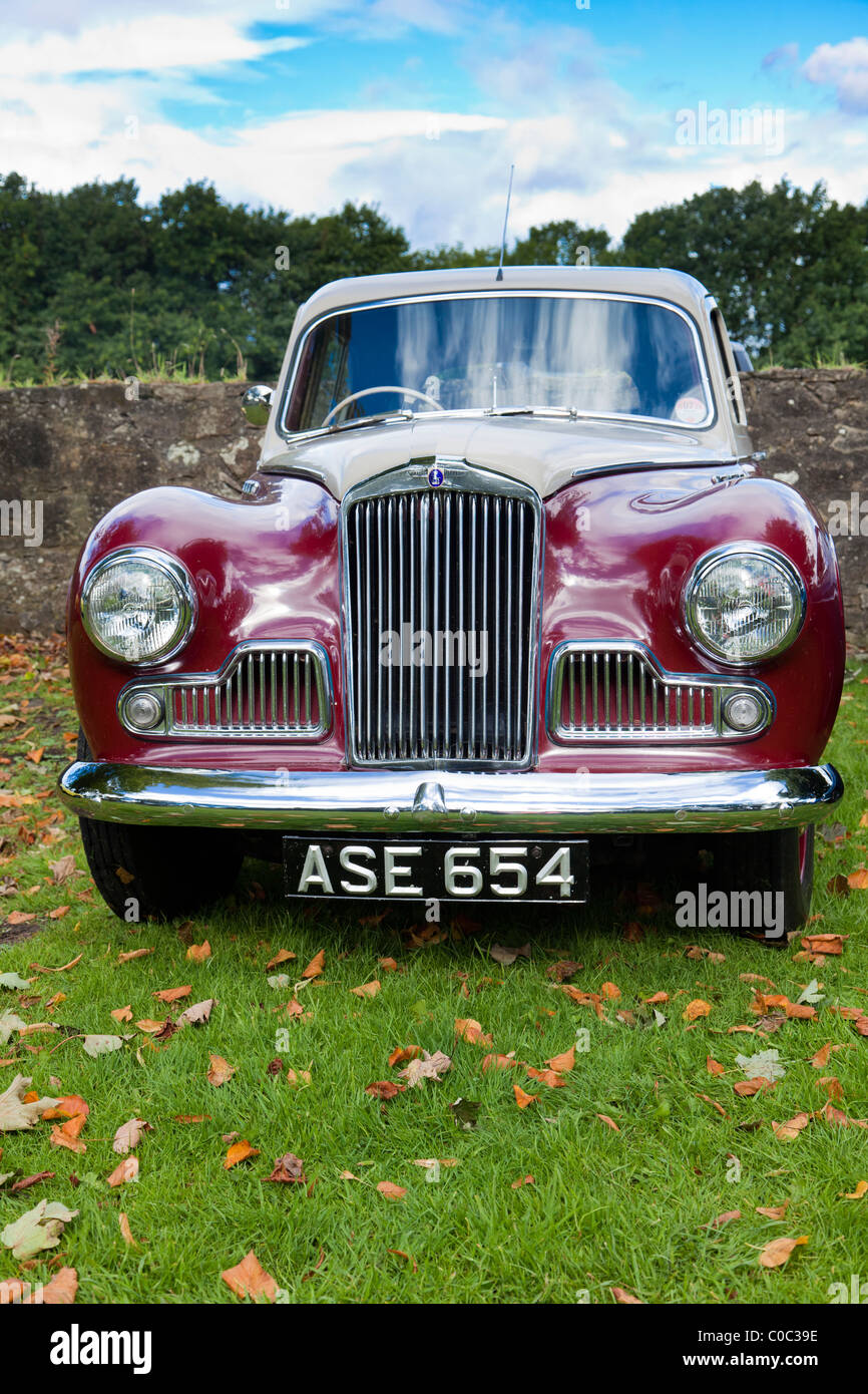 Sunbeam grill hi-res stock photography and images - Alamy