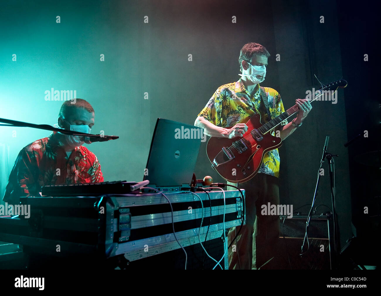 Ade Blackburn and Jonathan Hartley performing at Liverpool Bluecoat ...