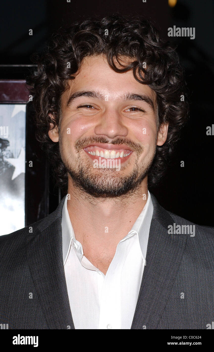 Steven Straight Los Angeles Premiere of 'Stop-Loss' - Arrivals held at ...