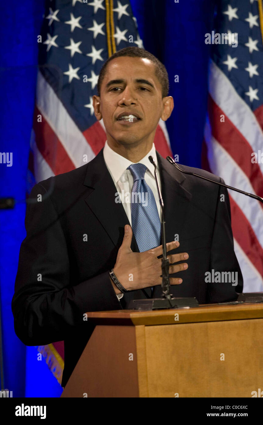 Senator Barack Obama speaking at the National Constitution center on ...