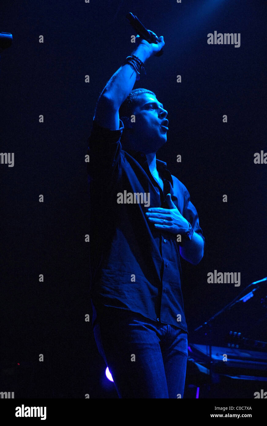 Rob Thomas Matchbox Twenty performing live at the Pearl Las Vegas ...