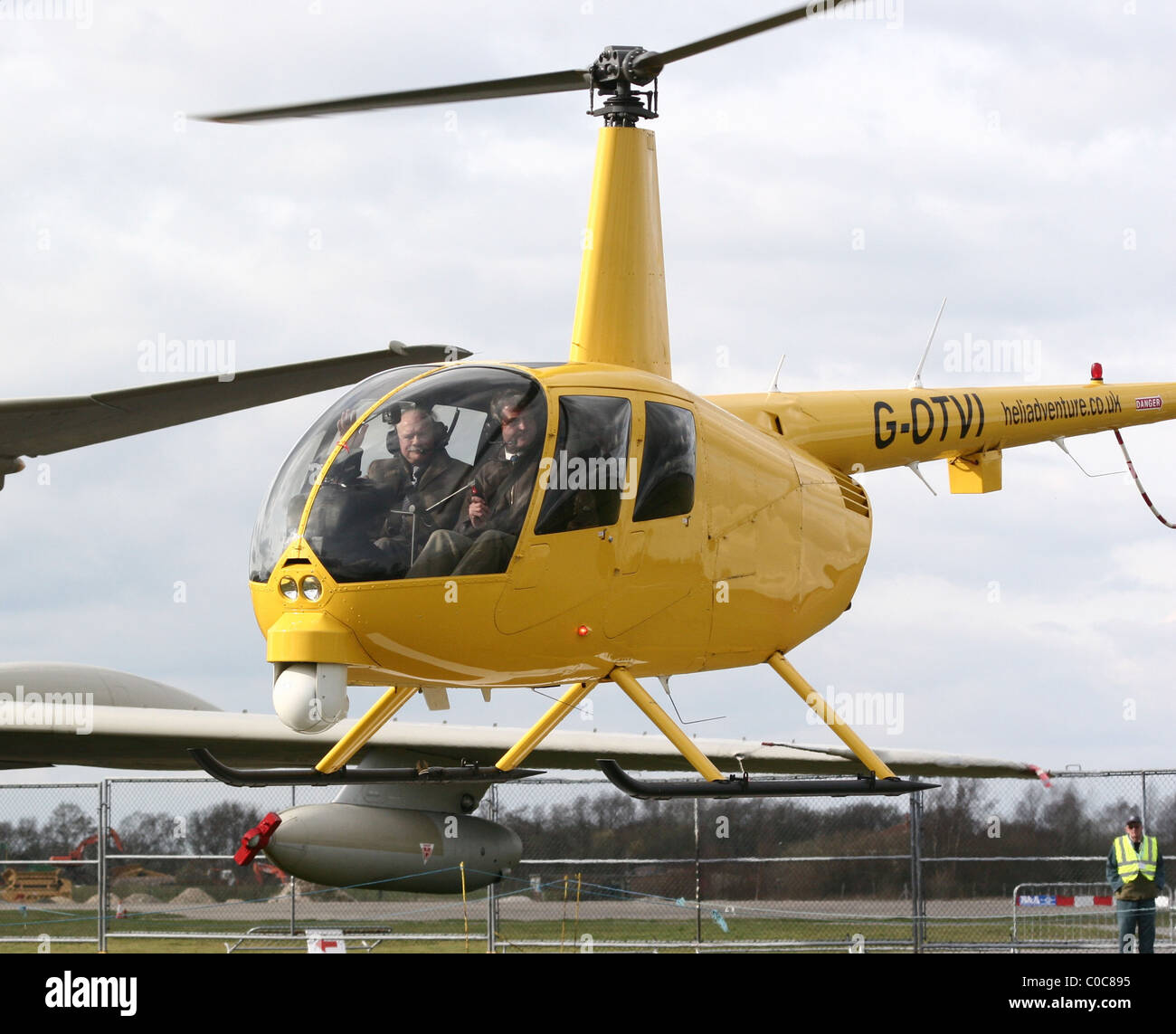David Jason arriving by Robinsons R22 helicopter Official opening of ...