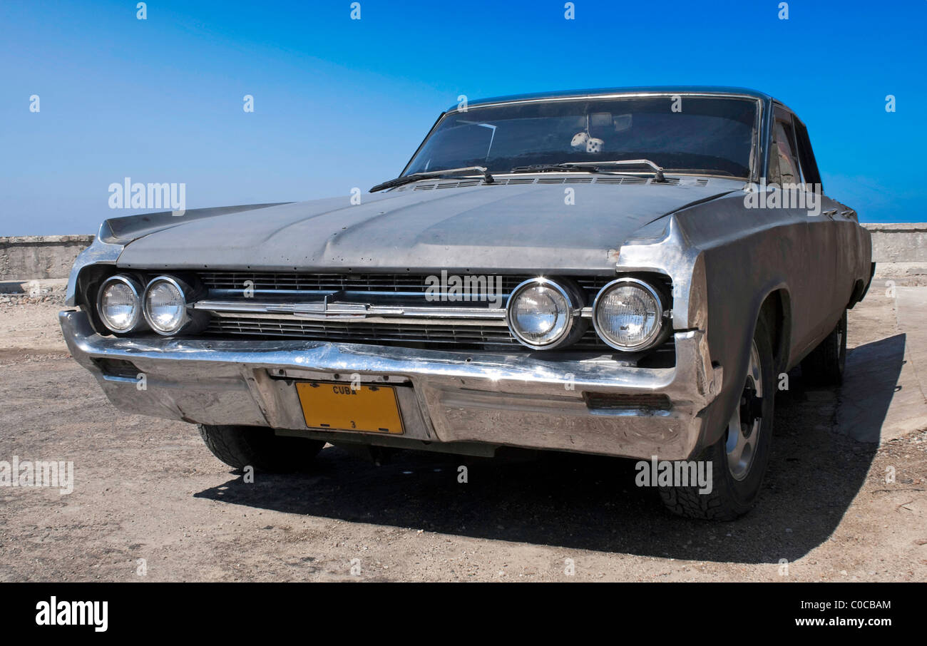 Old fashioned car side view hi-res stock photography and images - Alamy