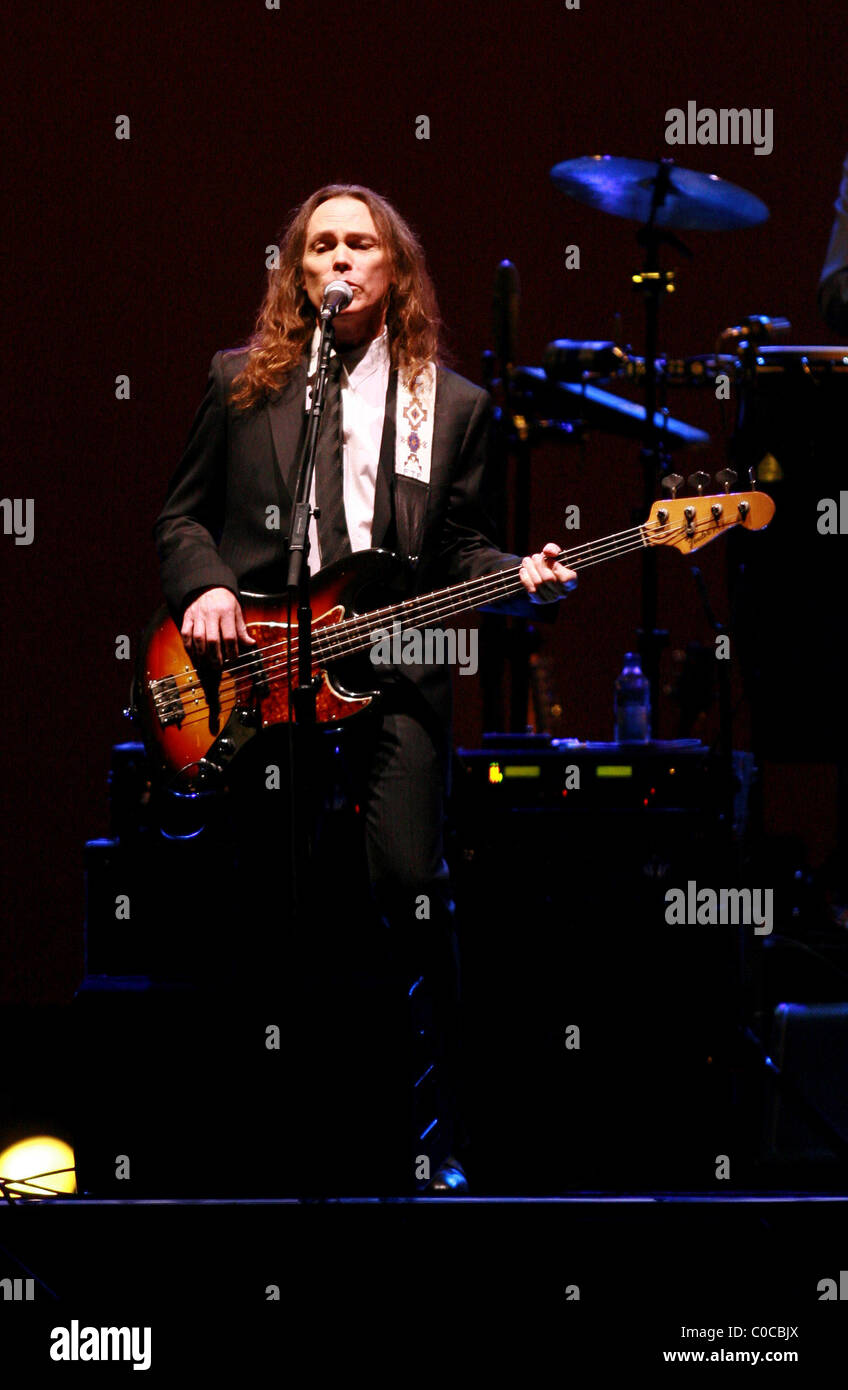 Timothy b schmit hi-res stock photography and images - Alamy