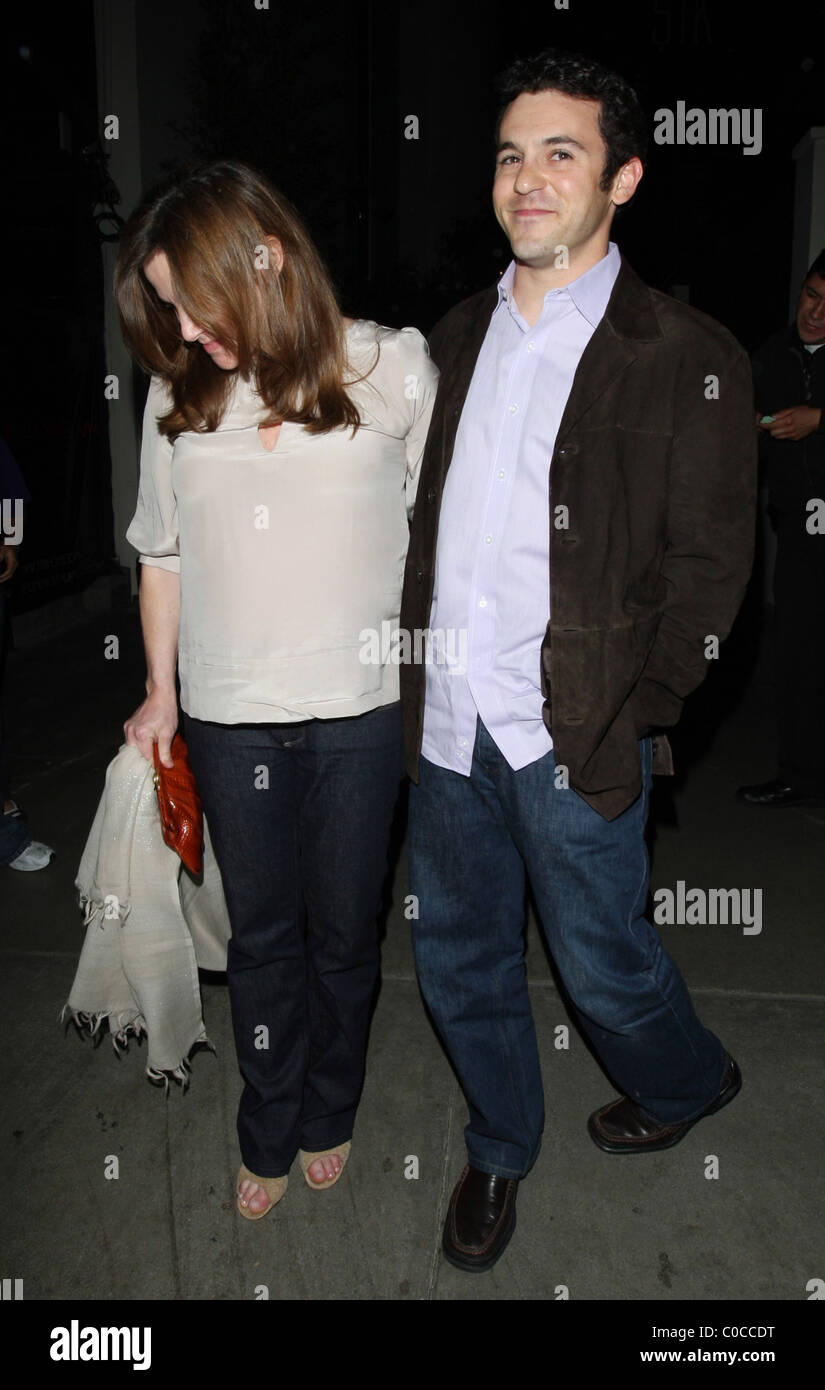 Fred savage jennifer lynn stone hi-res stock photography and images - Alamy