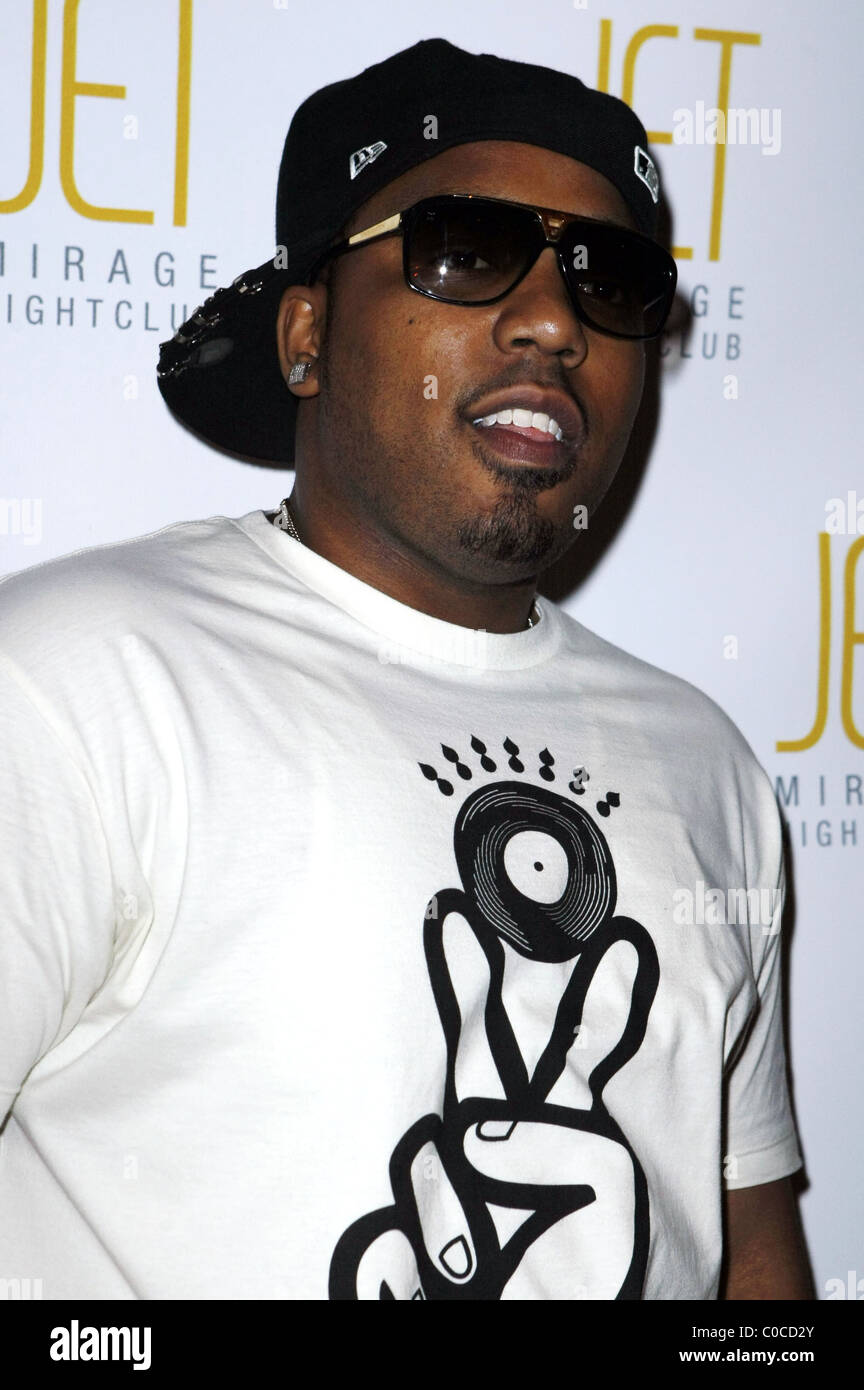 Platinum selling rapper Mims celebrates his birthday at Jet nightclub ...
