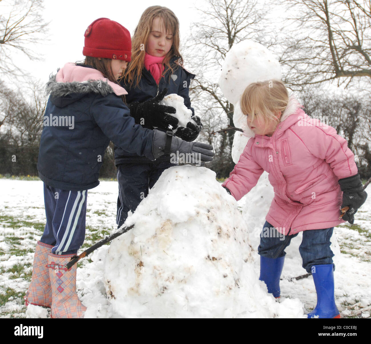 Britain's first white Easter in ten years Oxted, England - 23.03.08 ...