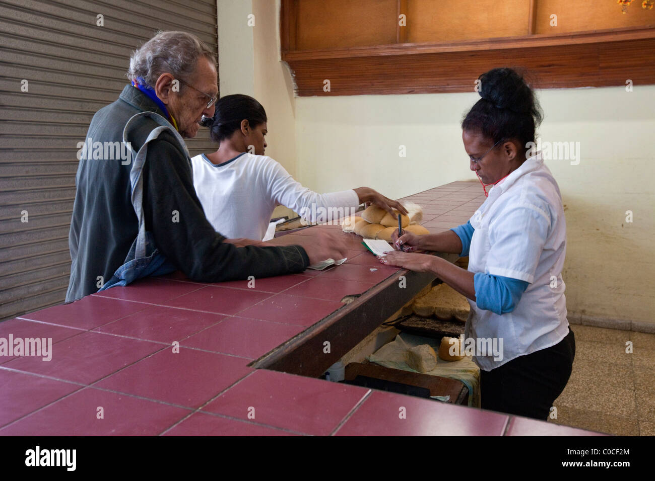 Cuban bread bakery hi-res stock photography and images - Alamy