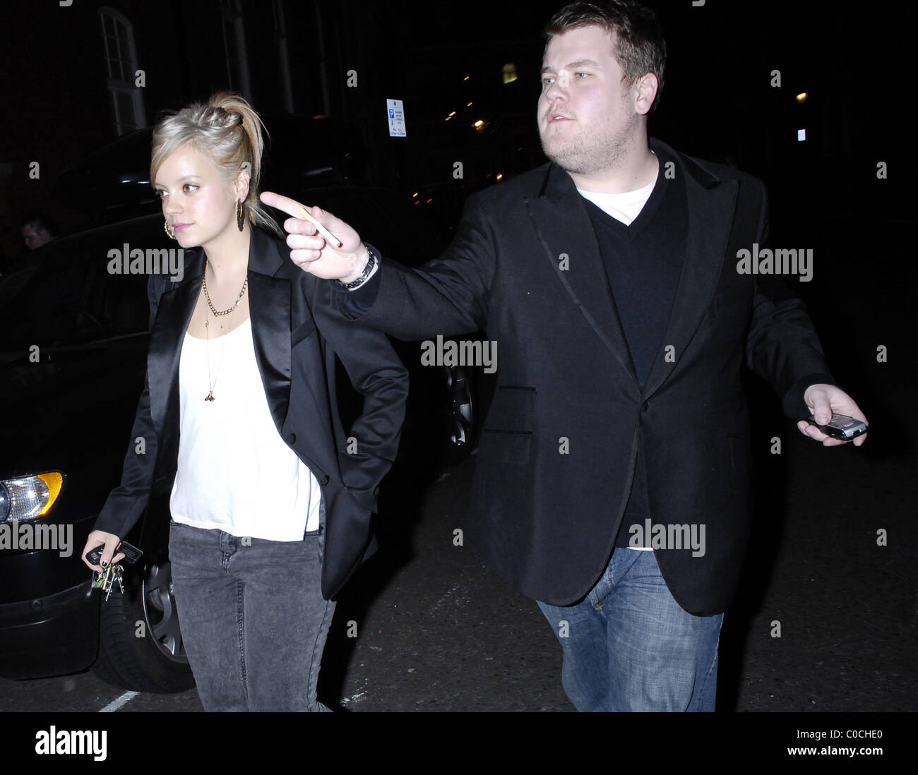 Lily allen noel fielding performance hi-res stock photography and ...