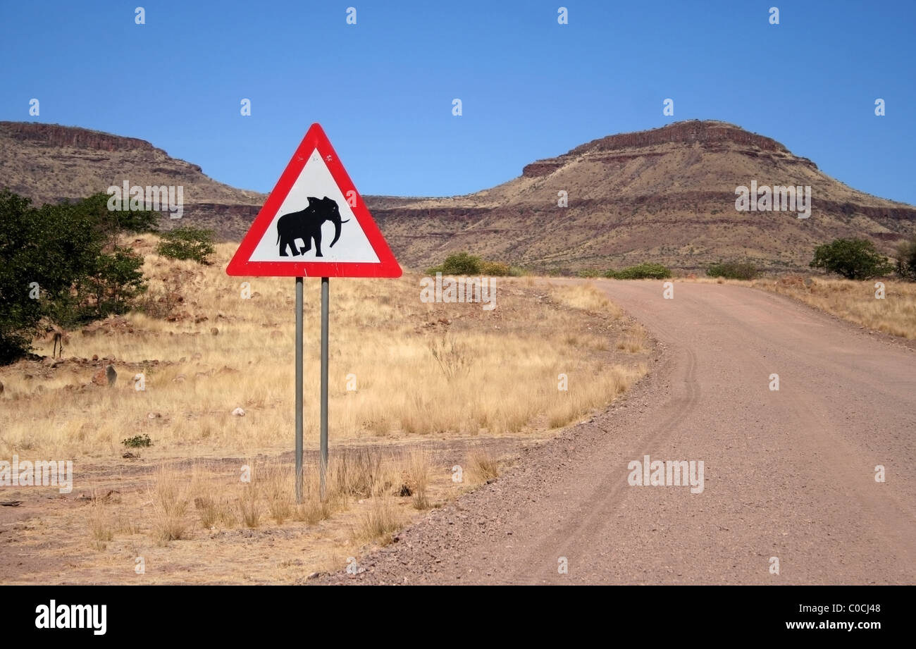 Road sign elephants crossing hi-res stock photography and images - Alamy