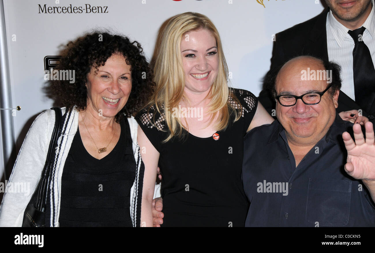 Danny DeVito, Rhea Perlman and Polly Walter Opening night of the ...
