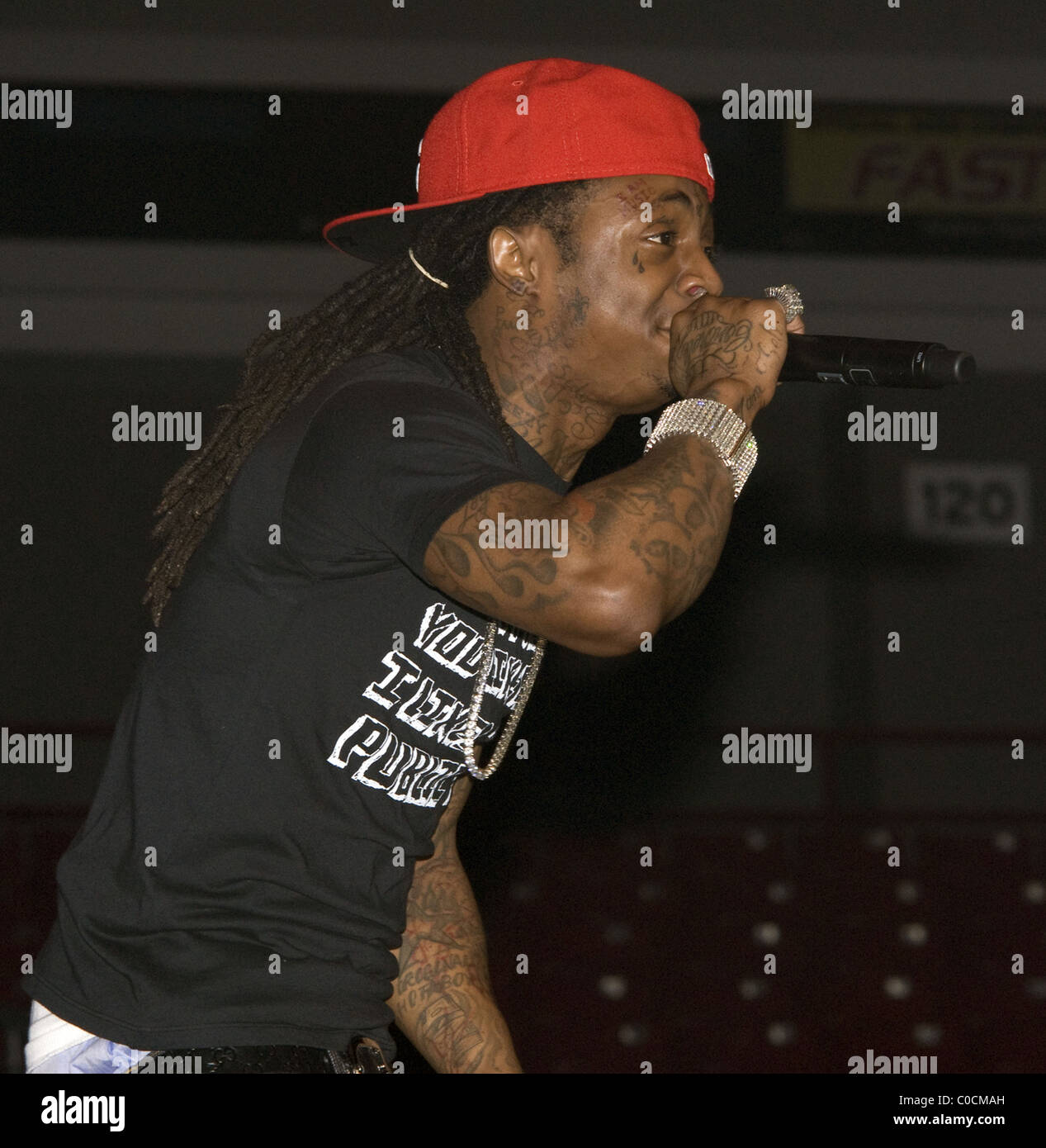 Poppin hi-res stock photography and images - Alamy