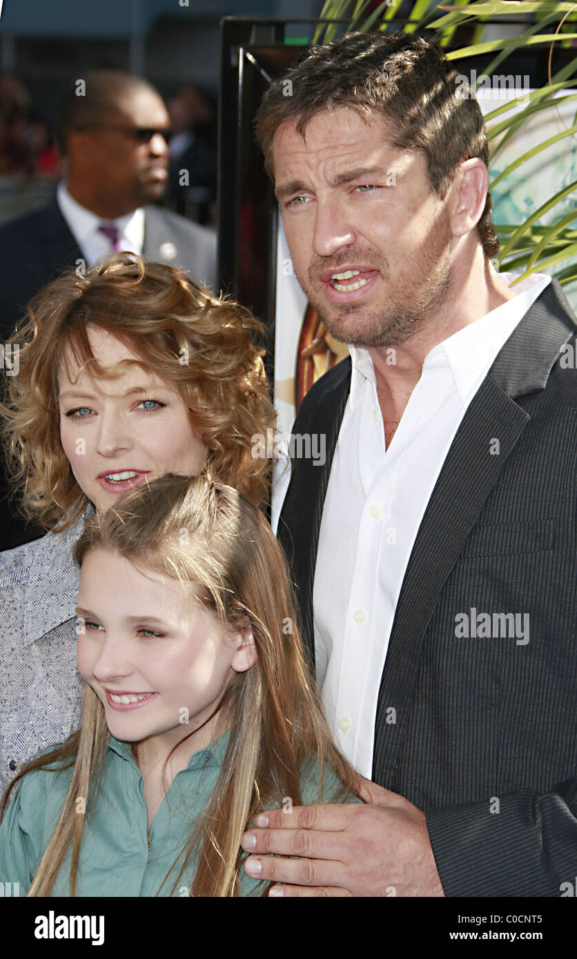 Abigail breslin and gerard butler hi-res stock photography and images ...